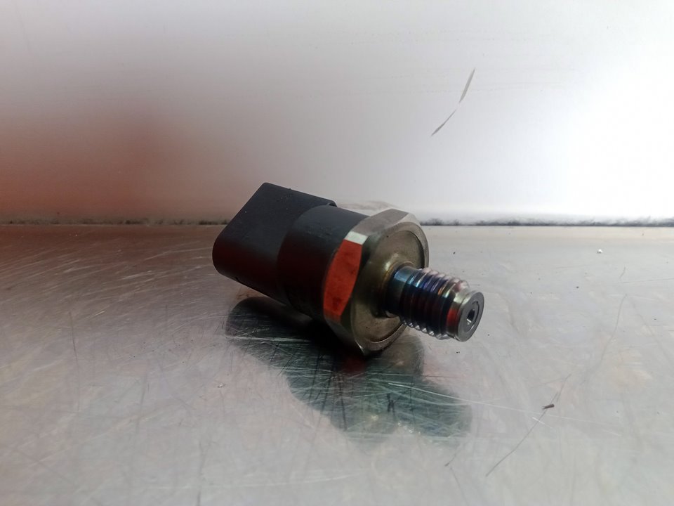 Capteur électronique A0041537528 MERCEDES | Pièce Auto Occasion à prix ...